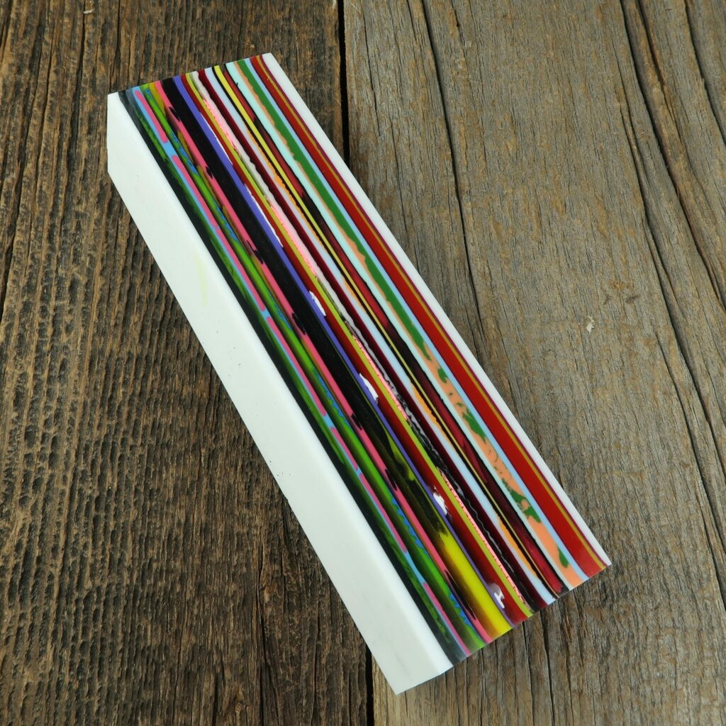 Epoxy block - rainbow - epoxylab.eu